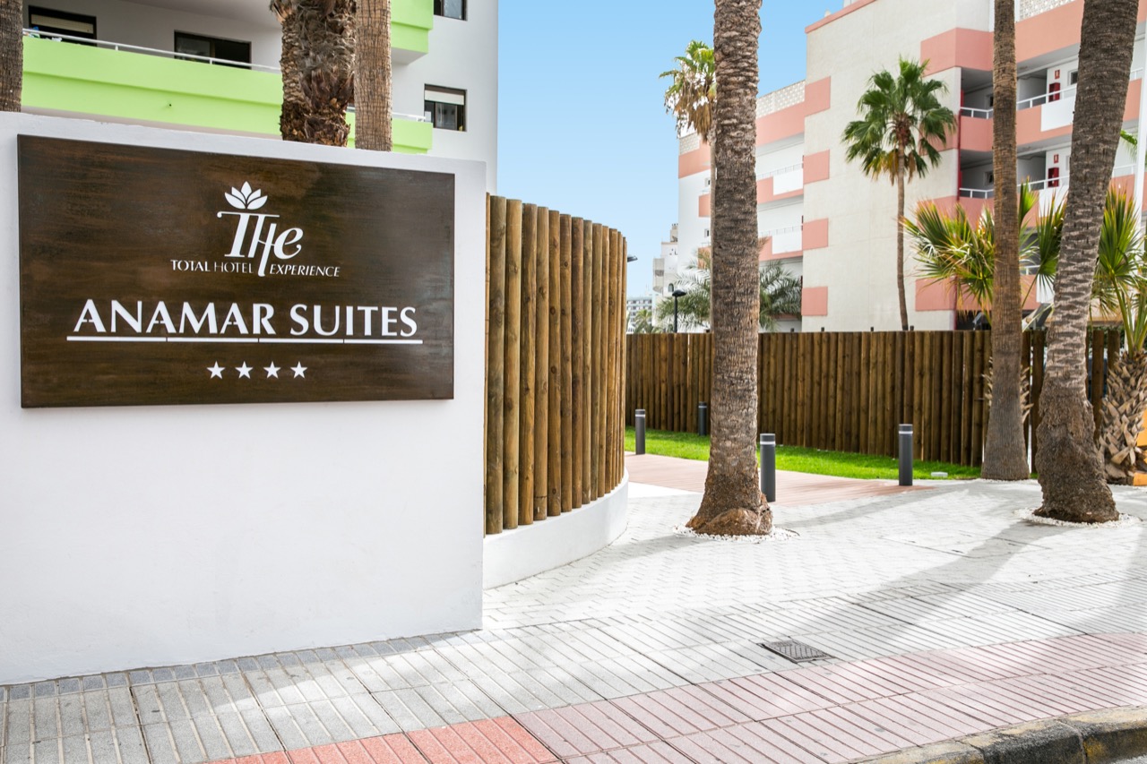 Quiénes somos | Hotel LIVVO Anamar Suites